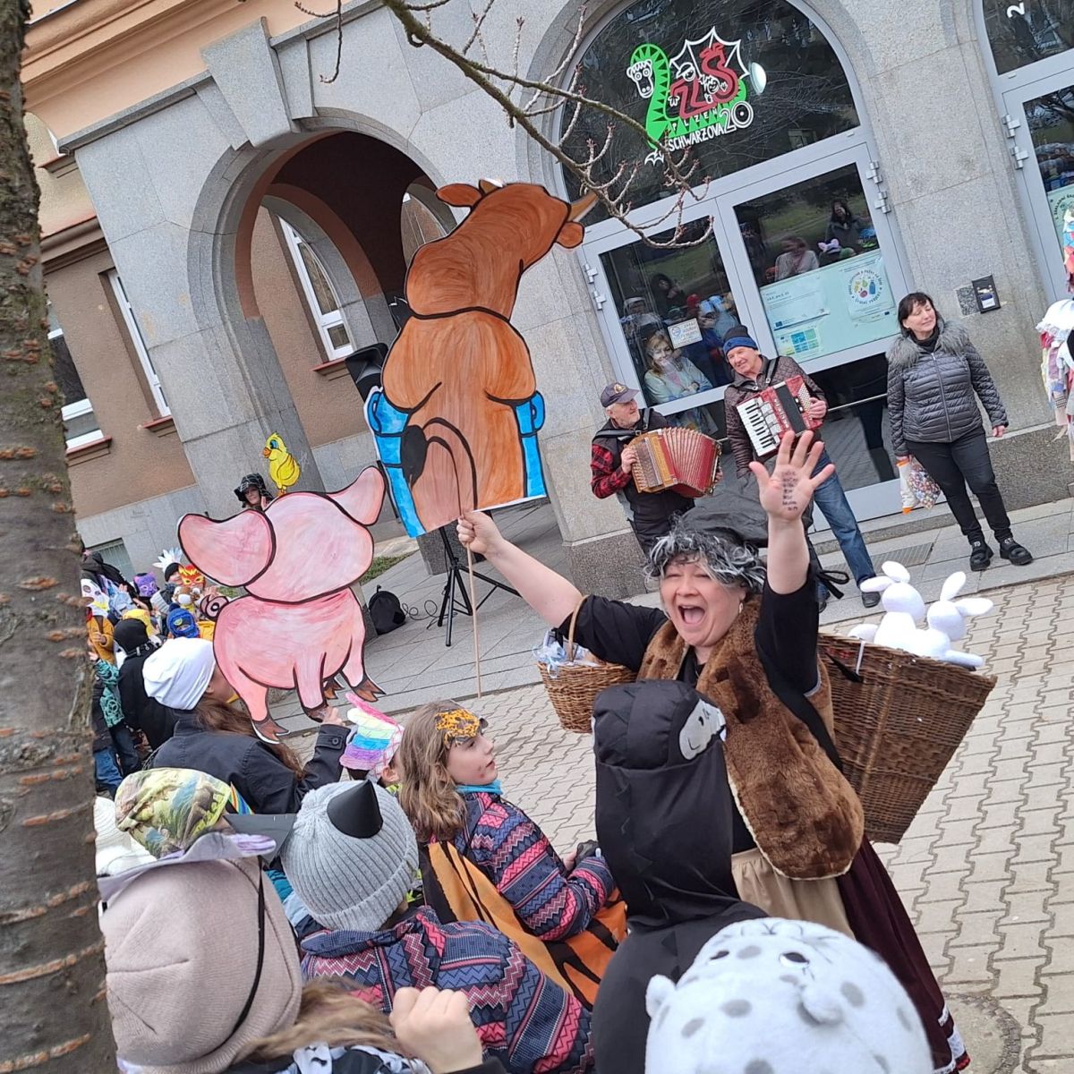 Masopustní průvod | 2. Základní škola Plzeň
